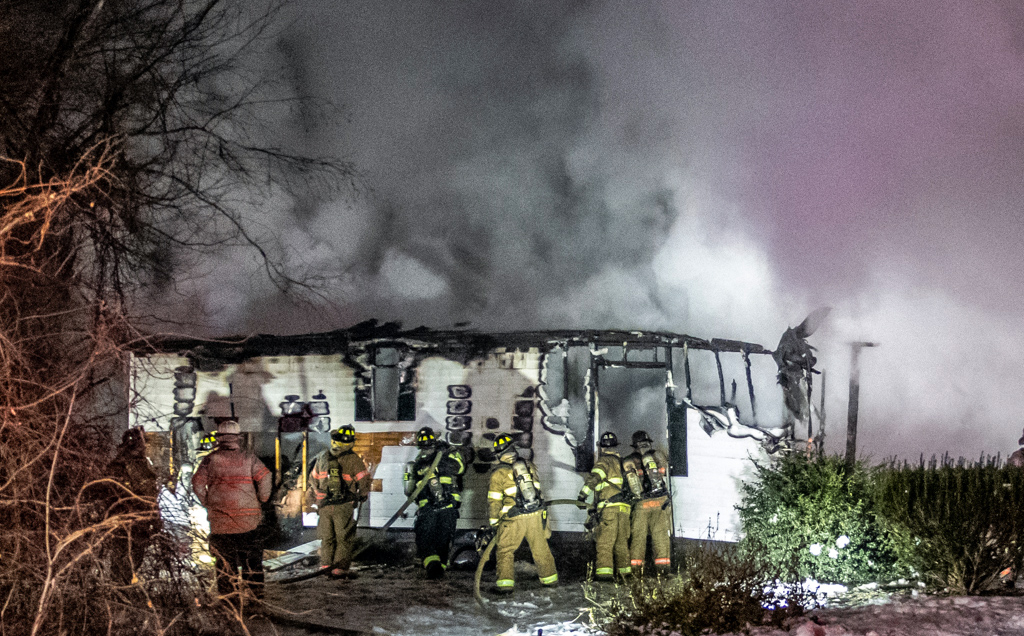 One person killed as fire destroys Southwest Nashua mobile home | News ...